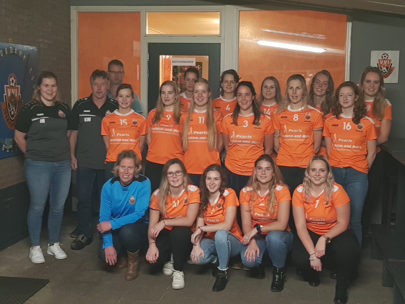 VVI VR1 VE zaterdag speeldag vrouw | V.V. Idskenhuizen